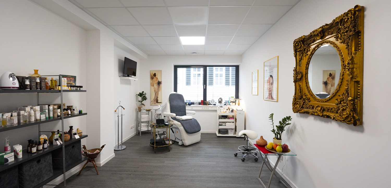 Laura Bernstein® Cosmetics - LauraBernstein in Wiesbaden